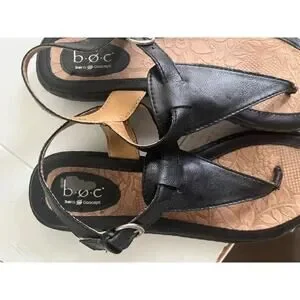 boc | Shoes | Boc Born Concepts Black Leather Thong Sandals Size 8 ...